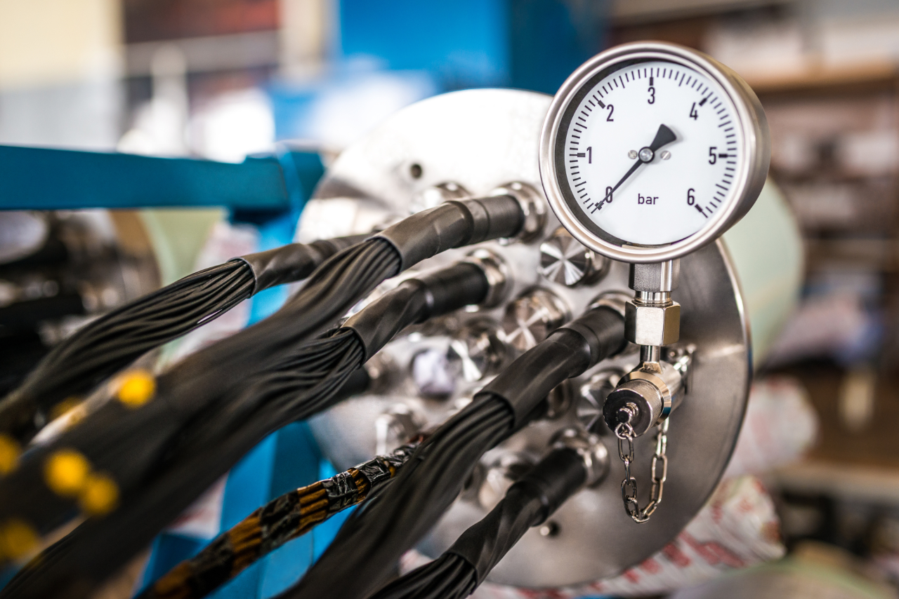 Exploring the Role of High-Pressure Nitrogen Tube Trailers | Hydrotech